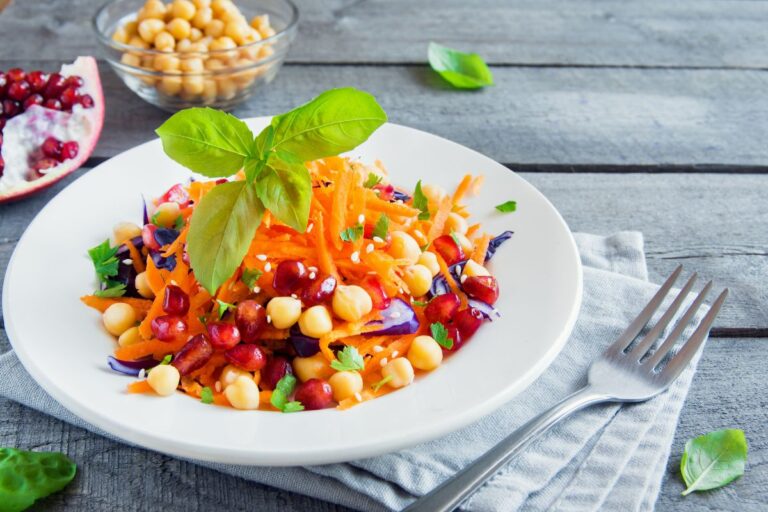 Salada Proteica: 2 opções para nutrir e dar saciedade